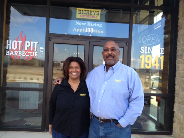 Dickey’s Barbecue Pit Opens in Bartonville with Special Deals