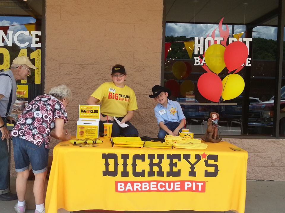Dickey’s Second Location Opens in Sophia, WV with Big Celebration